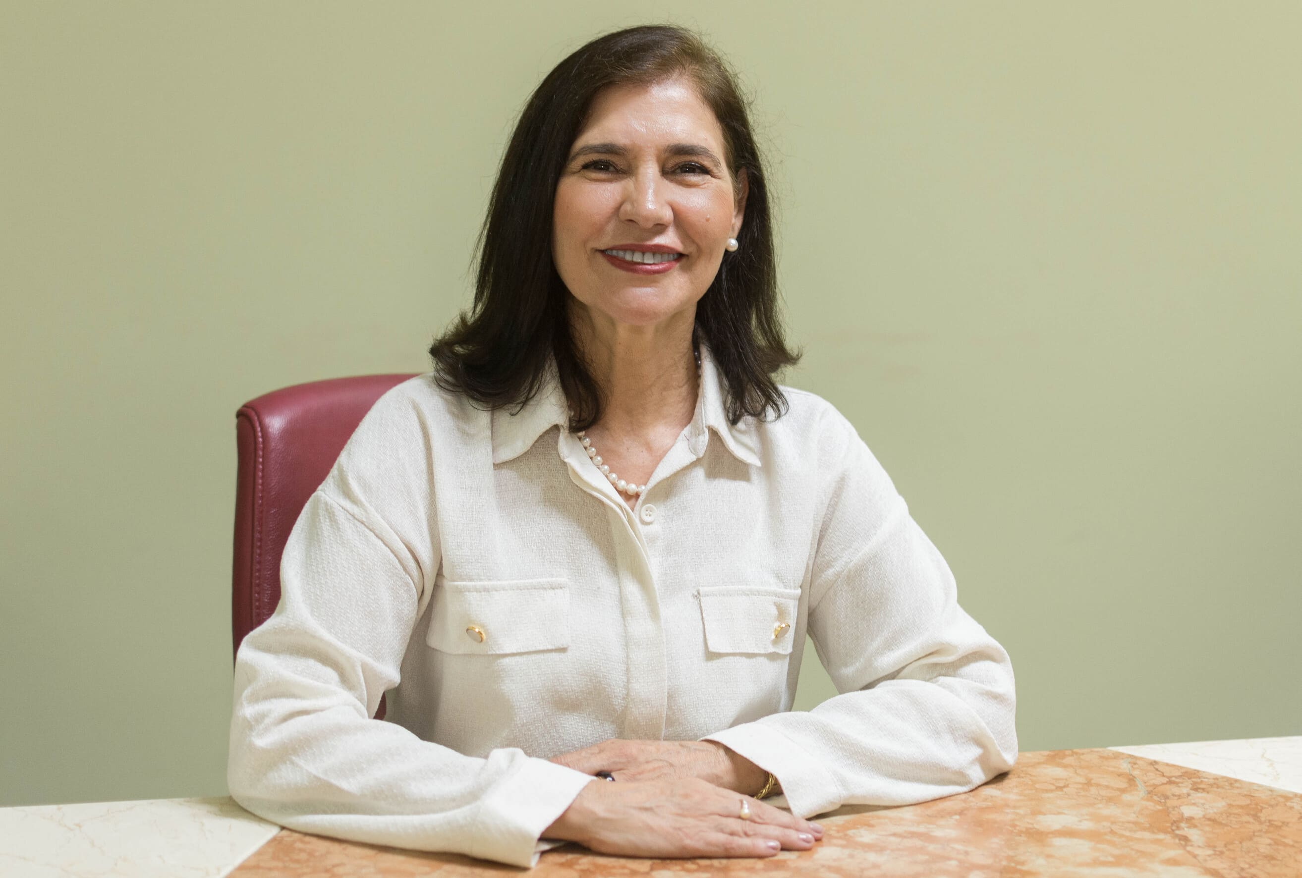 Eliete Nunes - Paz, amor e igualdade adiante